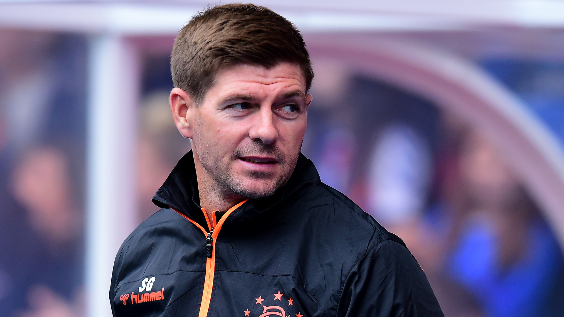 Un fan a fait une compilation de Steven Gerrard disant « Yeahhh Course ...