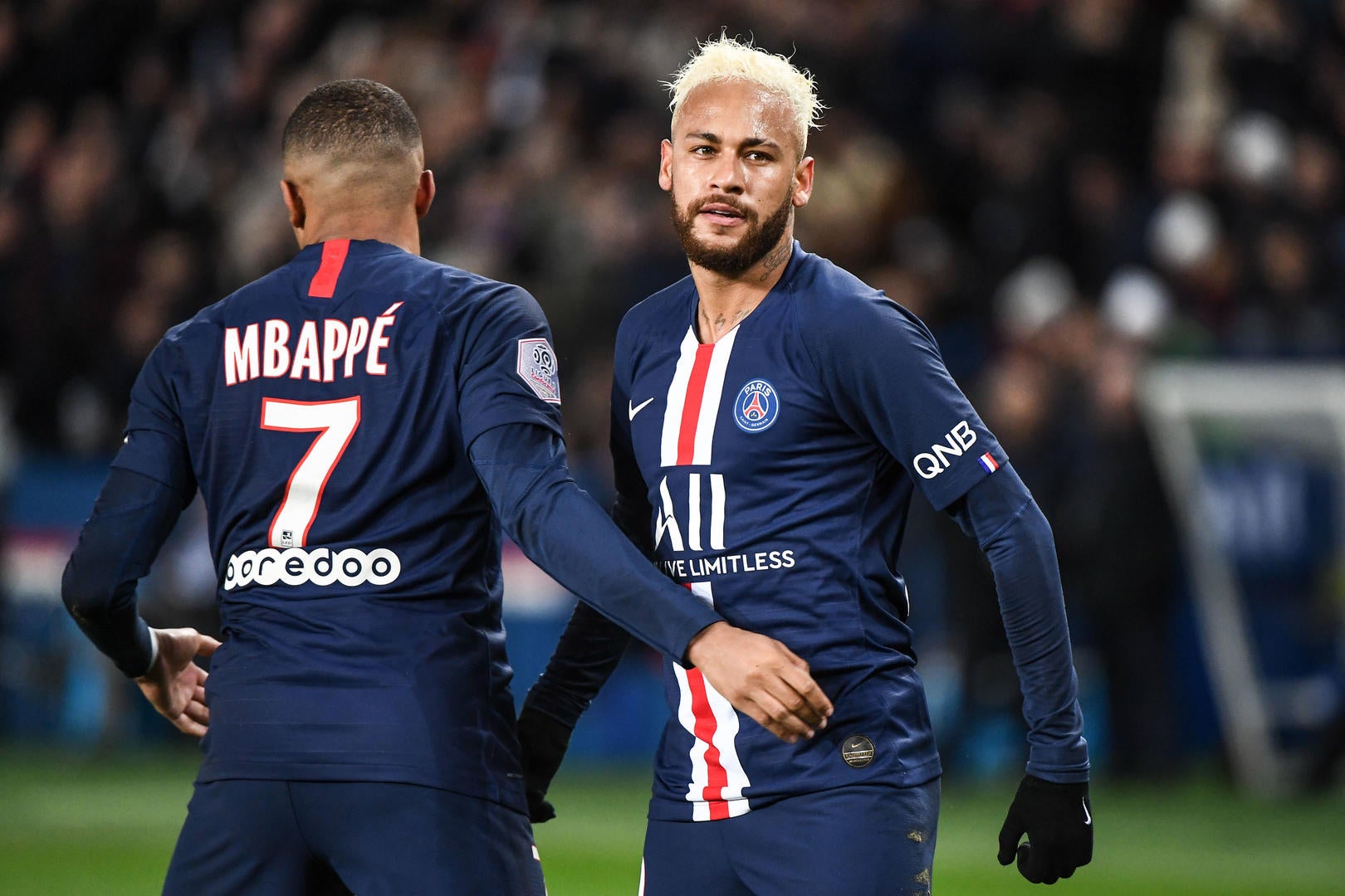 PSG : Neymar rejoint Mbappé sur ce record et devient le grand favori ...